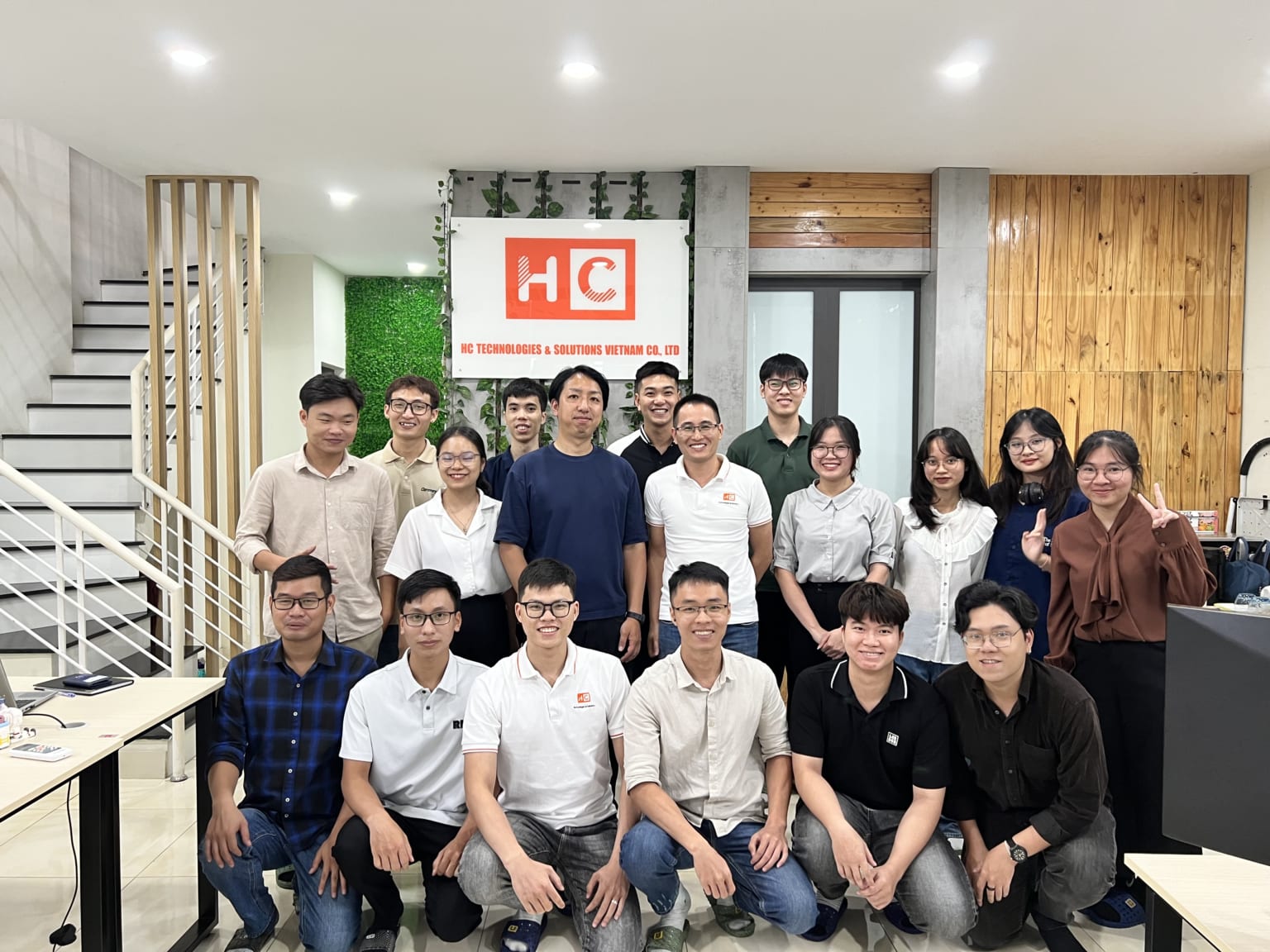 Trang chủ - HC T&S Vietnam